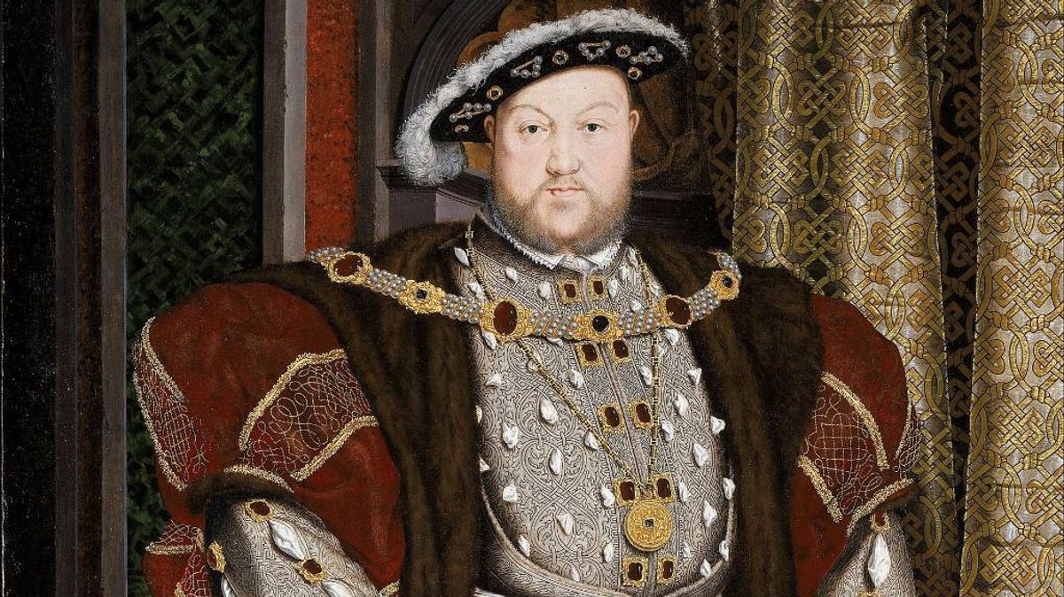 Evidence of time travel surfaces as observers notice King Henry VIII's ...